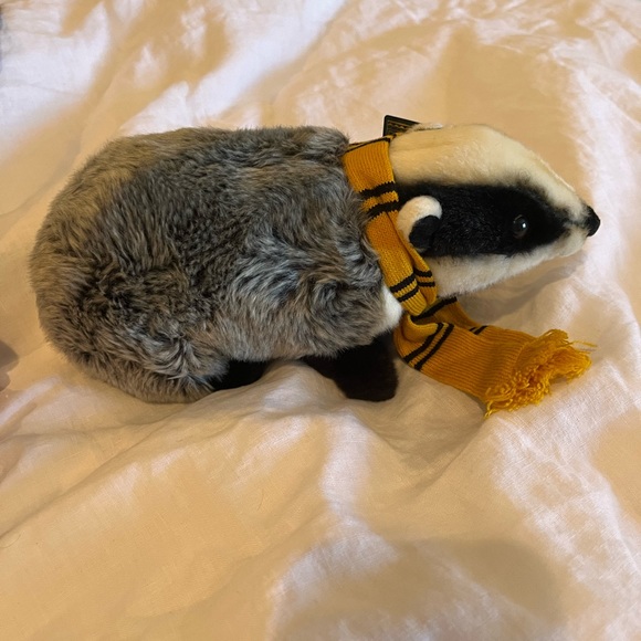 Universal | Toys | Universal Studios Park Harry Potter Hufflepuff Badger Plush | Poshmark